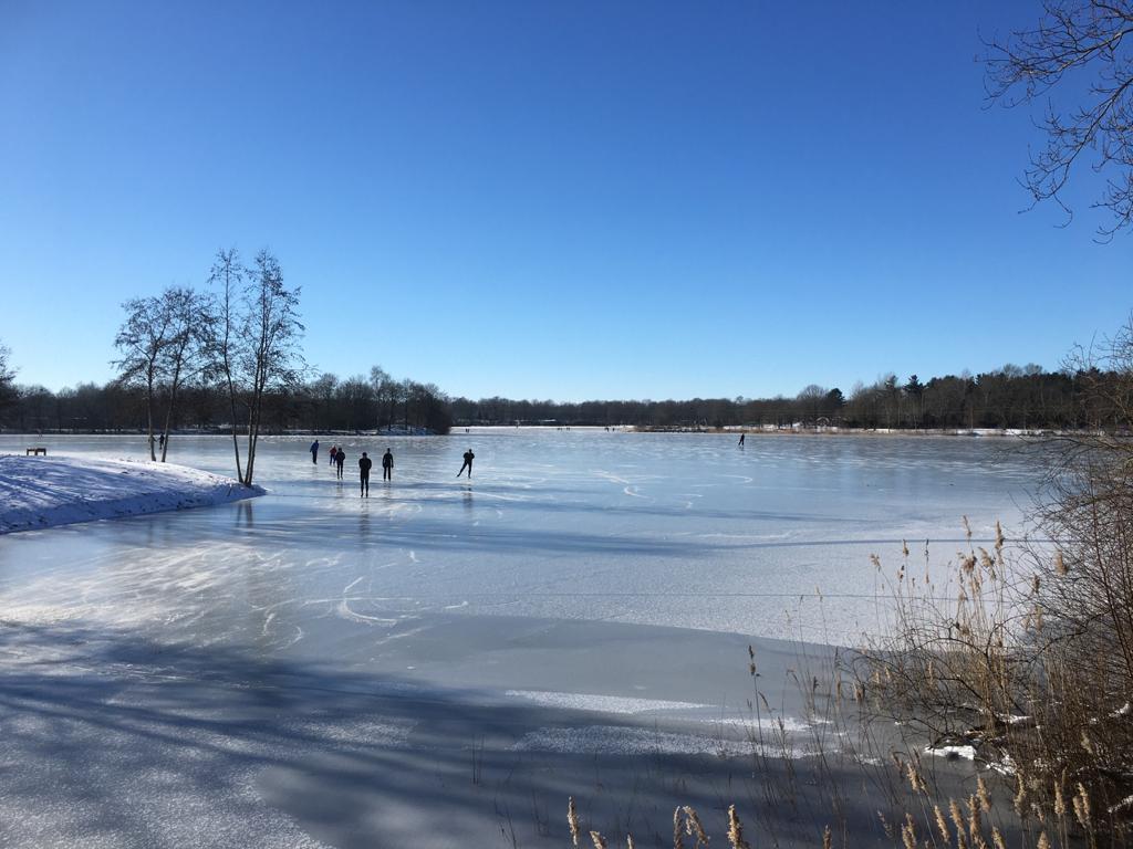 Schaatsen op het Ermerzand | ERM.NU